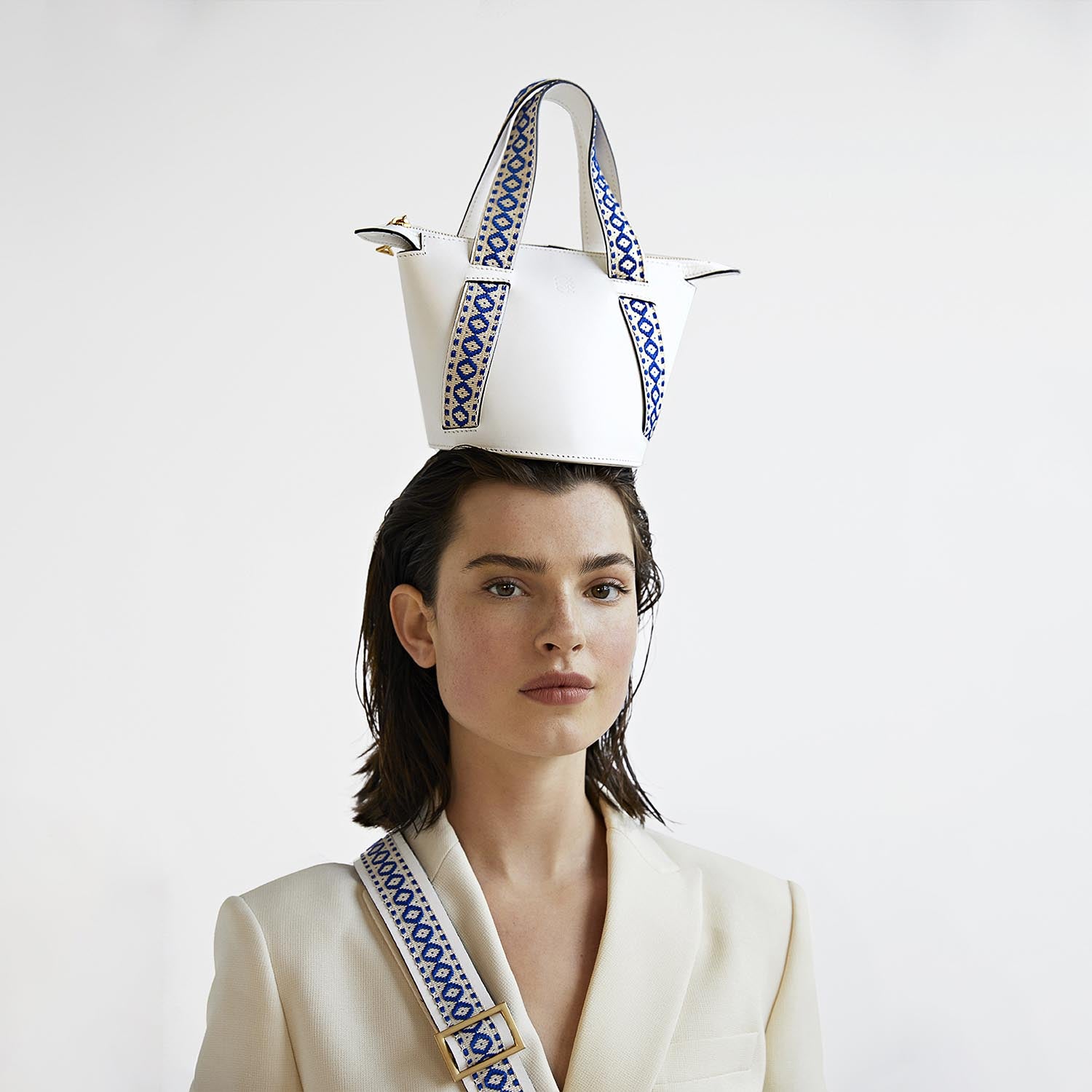 Leather Bucket Bags – Almira